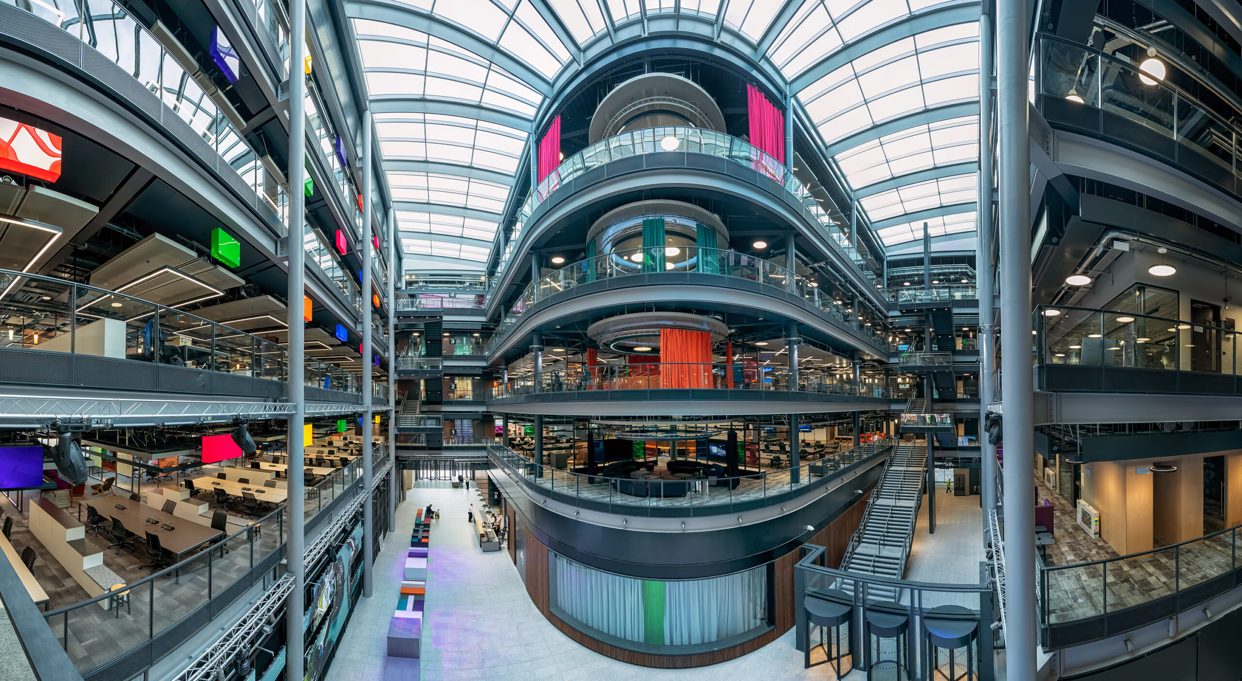 BBC Cymru Wales Tours – Central Square - FOR Cardiff